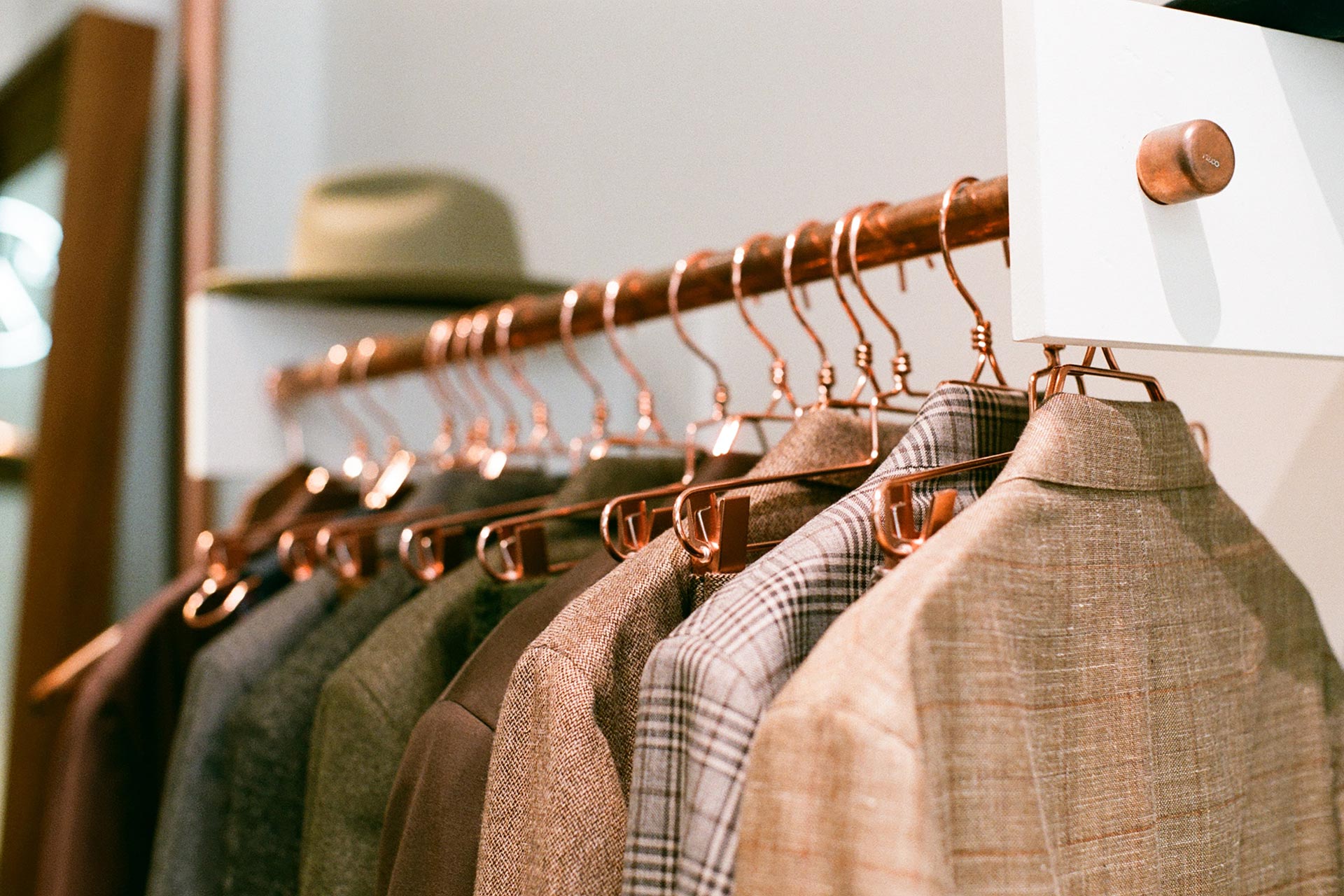 Suit Style Tips Every Man Must Know - Parábolas & Argumentos